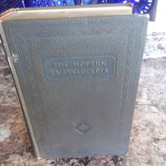 The Modern Encyclopedia | Other | Rare Book The Modern Encyclopedia ...